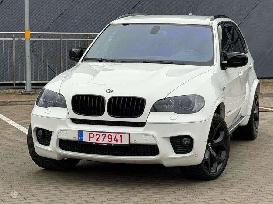 Balts BMW X5 2009 Jonava, ar dzinēja tilpumu 2.99 L un nobraukumu 304 tūkst. km par 9400 €, foto 3 vietnē AUTOMOTO.COM.LV