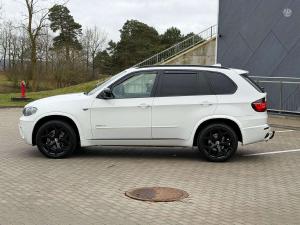 Balts BMW X5 2009 Jonava, ar dzinēja tilpumu 2.99 L un nobraukumu 304 tūkst. km par 9400 €, foto 6 vietnē AUTOMOTO.COM.LV