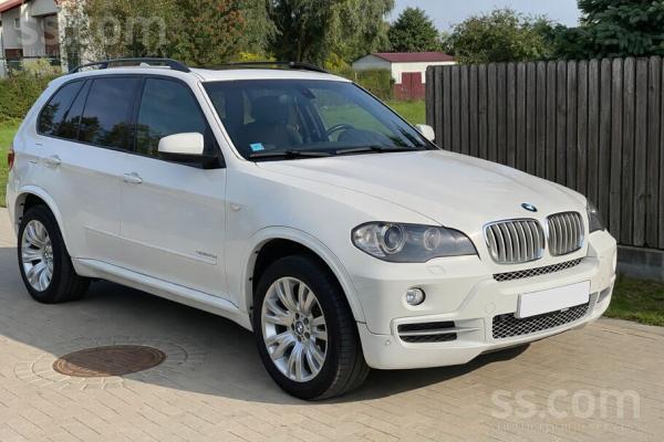 Balts BMW X5 2009 Rīga, ar dzinēja tilpumu 3.00 L un nobraukumu 355 tūkst. km par 9500 €, foto 1 vietnē AUTOMOTO.COM.LV