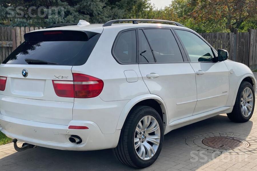Balts BMW X5 2009 Rīga, ar dzinēja tilpumu 3.00 L un nobraukumu 355 tūkst. km par 9500 €, foto 2 vietnē AUTOMOTO.COM.LV