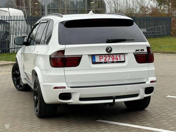 Balts BMW X5 2009 Jonava, ar dzinēja tilpumu 2.99 L un nobraukumu 304 tūkst. km par 9900 €, foto 6 vietnē AUTOMOTO.COM.LV