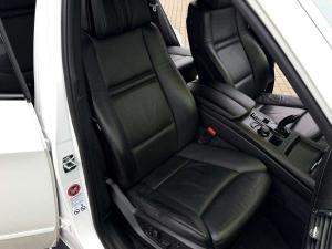 White BMW X5 2009 in Jonava, with an engine capacity of 2.99 L and mileage of 304 thousand km for 9900 €, photo 31 on AUTOMOTO.COM.LV