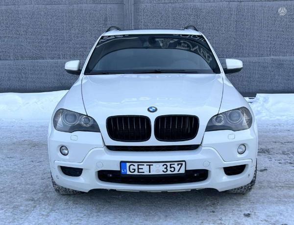 Balts BMW X5 2009 Viļņa, ar dzinēja tilpumu 2.99 L un nobraukumu 294 tūkst. km par 8500 €, foto 2 vietnē AUTOMOTO.COM.LV