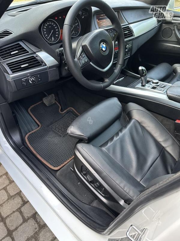Balts BMW X5 2009 Pagėgiai, ar dzinēja tilpumu 3.00 L un nobraukumu 310 tūkst. km par 12500 €, foto 9 vietnē AUTOMOTO.COM.LV