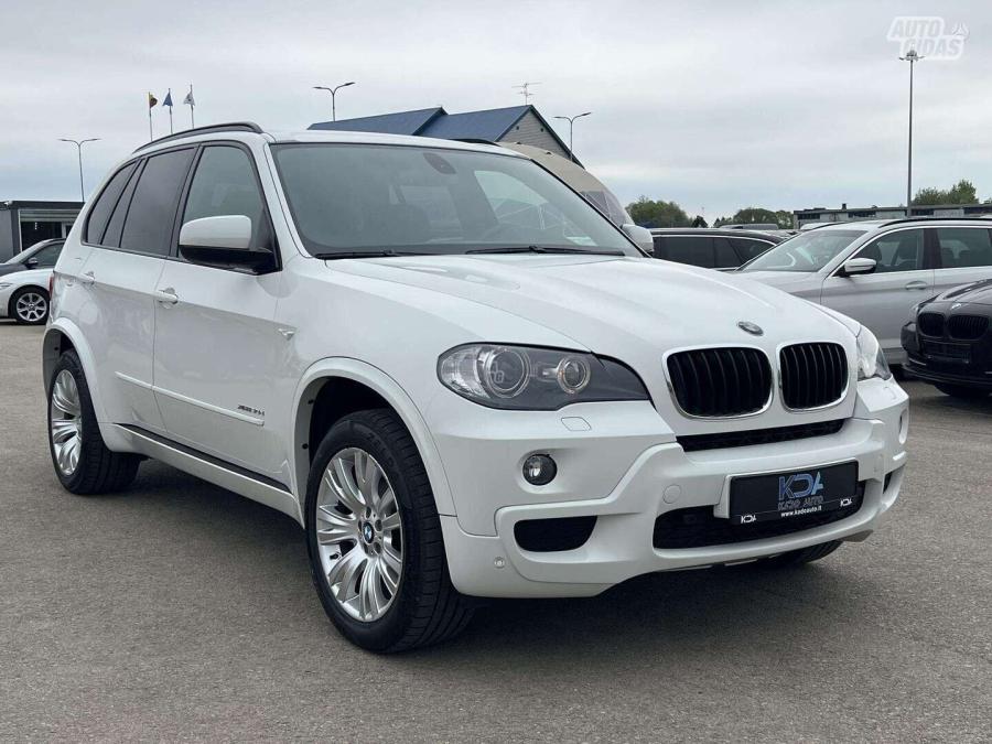 White BMW X5 2009 in Marijampole, with an engine capacity of 3.00 L and mileage of 265 thousand km for 11450 €, photo 3 on AUTOMOTO.COM.LV