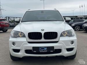 White BMW X5 2009 in Marijampole, with an engine capacity of 3.00 L and mileage of 265 thousand km for 11450 €, photo 4 on AUTOMOTO.COM.LV