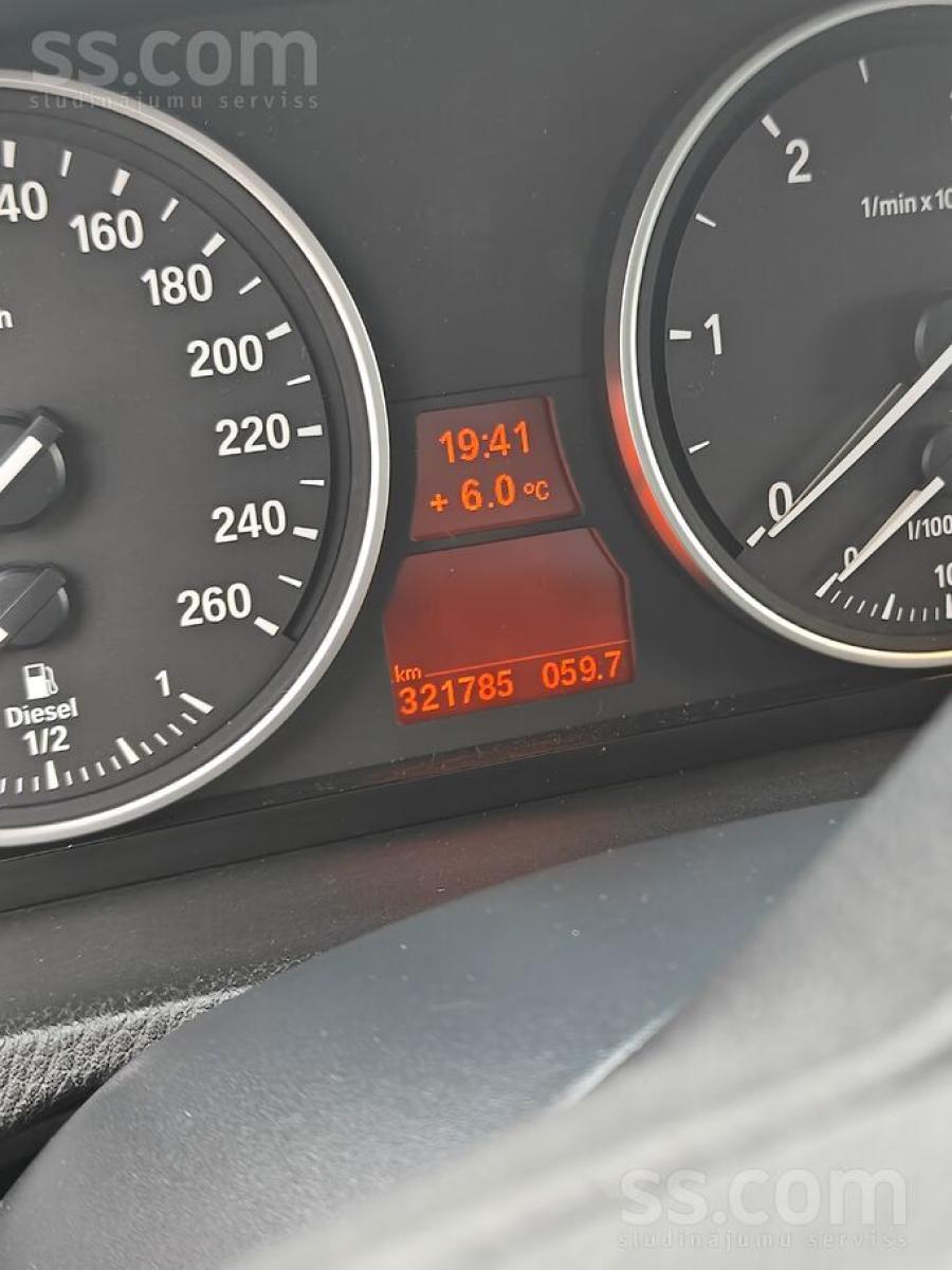 Balts BMW X5 2009 Valmiera, ar dzinēja tilpumu 3.00 L un nobraukumu 322 tūkst. km par 8300 €, foto 7 vietnē AUTOMOTO.COM.LV