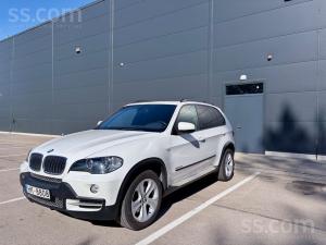 Balts BMW X5 2009 Rīga, ar dzinēja tilpumu 3.00 L un nobraukumu 352 tūkst. km par 8900 €, foto 3 vietnē AUTOMOTO.COM.LV