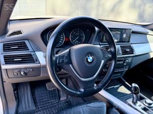 Balts BMW X5 2009 Rīga, ar dzinēja tilpumu 3.00 L un nobraukumu 352 tūkst. km par 8900 €, foto 8 vietnē AUTOMOTO.COM.LV
