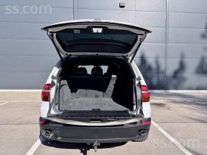 Balts BMW X5 2009 Rīga, ar dzinēja tilpumu 3.00 L un nobraukumu 352 tūkst. km par 8900 €, foto 15 vietnē AUTOMOTO.COM.LV