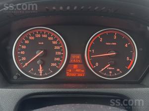 Белый БМВ Х5 2009 в Рига, объемом двигателя 3.00 л и пробегом 357 тыс. км за 9500 €, фото 6 на AUTOMOTO.COM.LV