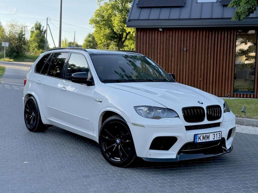 Balts BMW X5 2009 Viļņa, ar dzinēja tilpumu 3.00 L un nobraukumu 297 tūkst. km par 9900 €, foto 1 vietnē AUTOMOTO.COM.LV