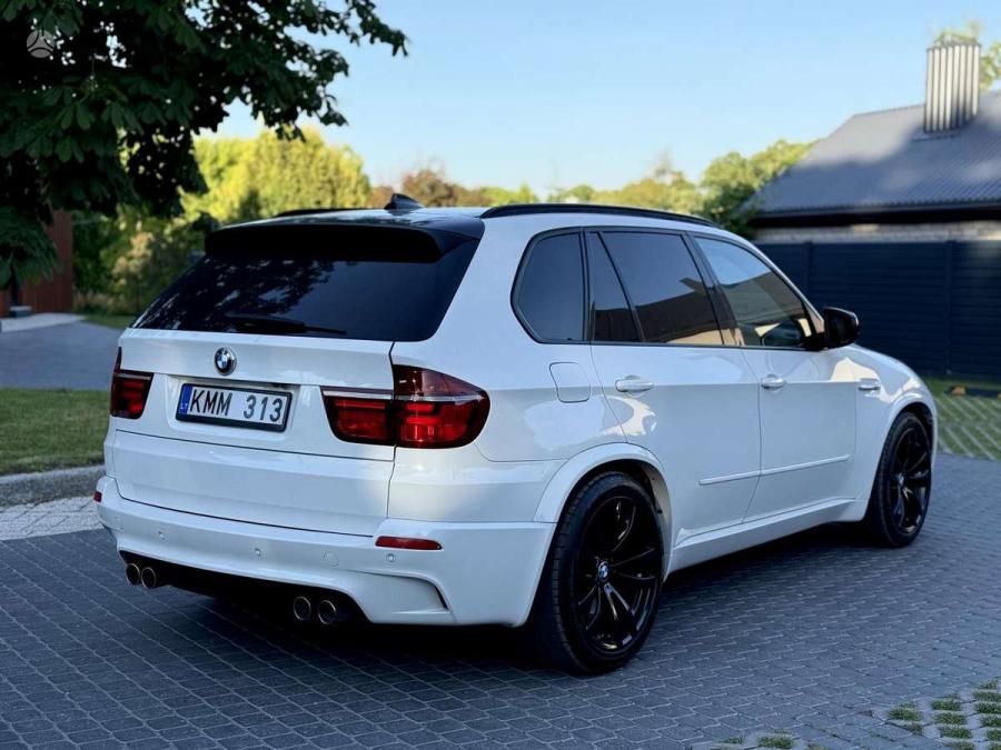 Balts BMW X5 2009 Viļņa, ar dzinēja tilpumu 3.00 L un nobraukumu 297 tūkst. km par 9900 €, foto 8 vietnē AUTOMOTO.COM.LV