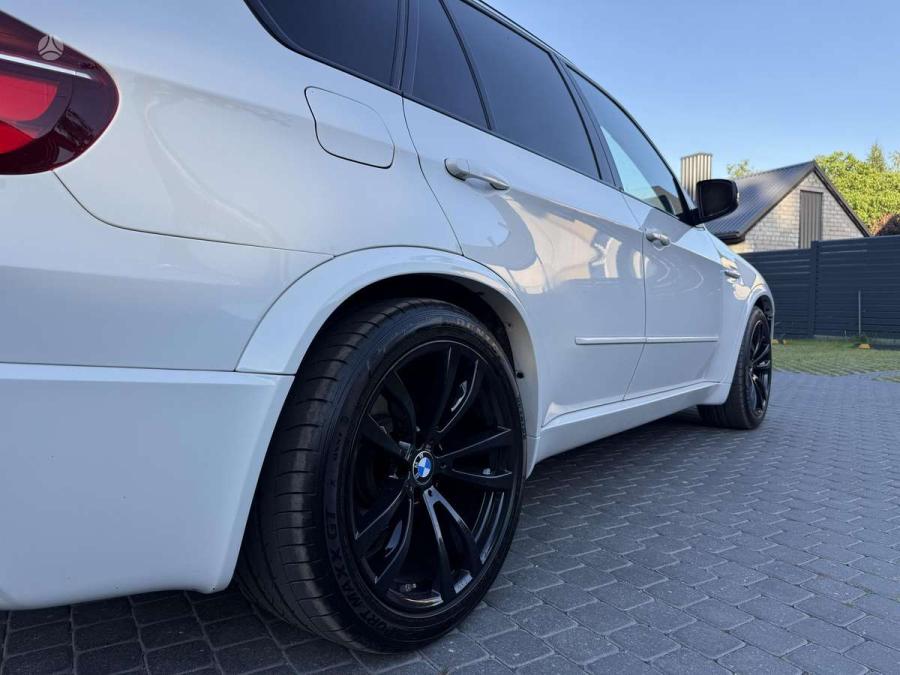 Balts BMW X5 2009 Viļņa, ar dzinēja tilpumu 3.00 L un nobraukumu 297 tūkst. km par 9900 €, foto 15 vietnē AUTOMOTO.COM.LV