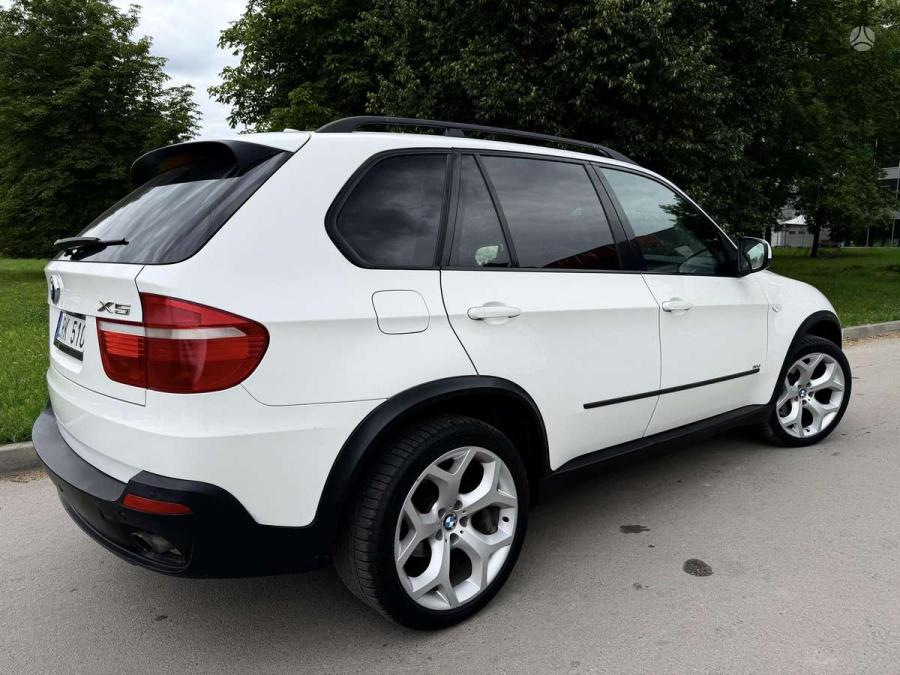 Balts BMW X5 2009 Kauņa, ar dzinēja tilpumu 2.99 L un nobraukumu 342 tūkst. km par 7800 €, foto 5 vietnē AUTOMOTO.COM.LV