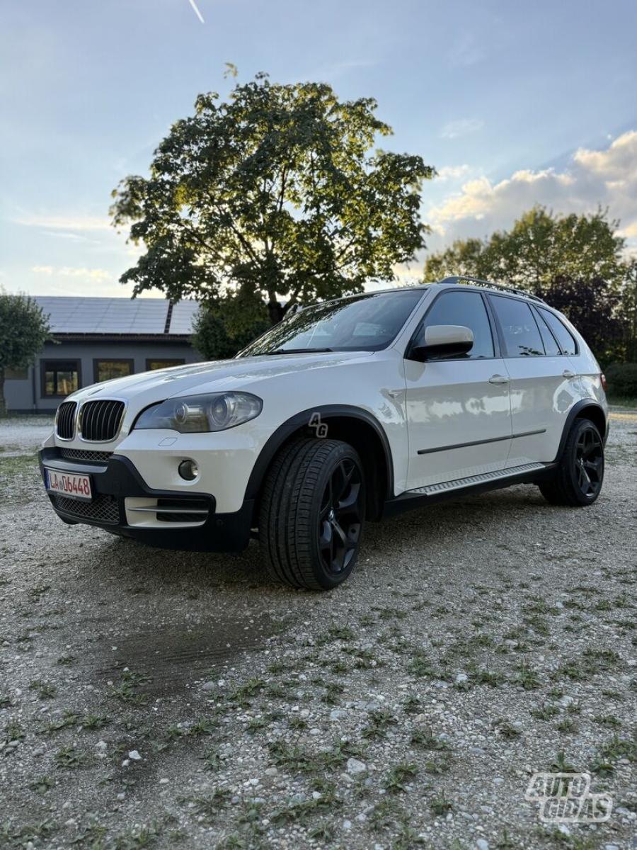 Balts BMW X5 2009 Marijampole, ar dzinēja tilpumu 3.00 L un nobraukumu 332 tūkst. km par 6900 €, foto 4 vietnē AUTOMOTO.COM.LV