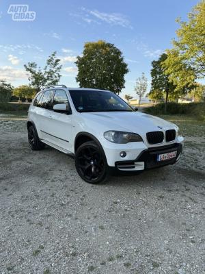 Balts BMW X5 2009 Marijampole, ar dzinēja tilpumu 3.00 L un nobraukumu 332 tūkst. km par 6900 €, foto 6 vietnē AUTOMOTO.COM.LV
