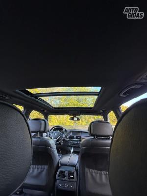 Balts BMW X5 2009 Marijampole, ar dzinēja tilpumu 3.00 L un nobraukumu 332 tūkst. km par 6900 €, foto 13 vietnē AUTOMOTO.COM.LV
