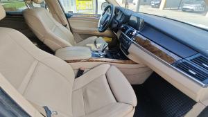 White BMW X5 2009 in Kaunas, with an engine capacity of 3.00 L and mileage of 326 thousand km for 7800 €, photo 9 on AUTOMOTO.COM.LV
