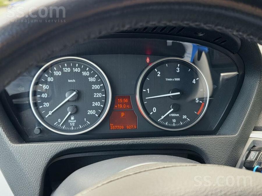 White BMW X5 2009 in Riga, with an engine capacity of 3.00 L and mileage of 358 thousand km for 8400 €, photo 21 on AUTOMOTO.COM.LV