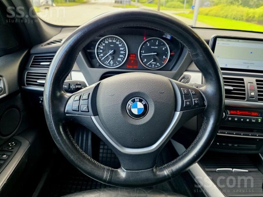 White BMW X5 2009 in Riga, with an engine capacity of 3.00 L and mileage of 358 thousand km for 8400 €, photo 22 on AUTOMOTO.COM.LV