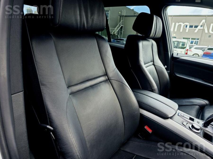 White BMW X5 2009 in Riga, with an engine capacity of 3.00 L and mileage of 358 thousand km for 8400 €, photo 24 on AUTOMOTO.COM.LV