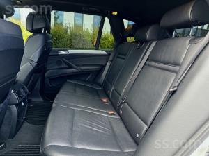 White BMW X5 2009 in Riga, with an engine capacity of 3.00 L and mileage of 358 thousand km for 8400 €, photo 27 on AUTOMOTO.COM.LV
