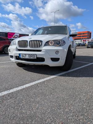 Balts BMW X5 2009 Tallina, ar dzinēja tilpumu 3.00 L un nobraukumu 281 tūkst. km par 10999 €, foto 13 vietnē AUTOMOTO.COM.LV