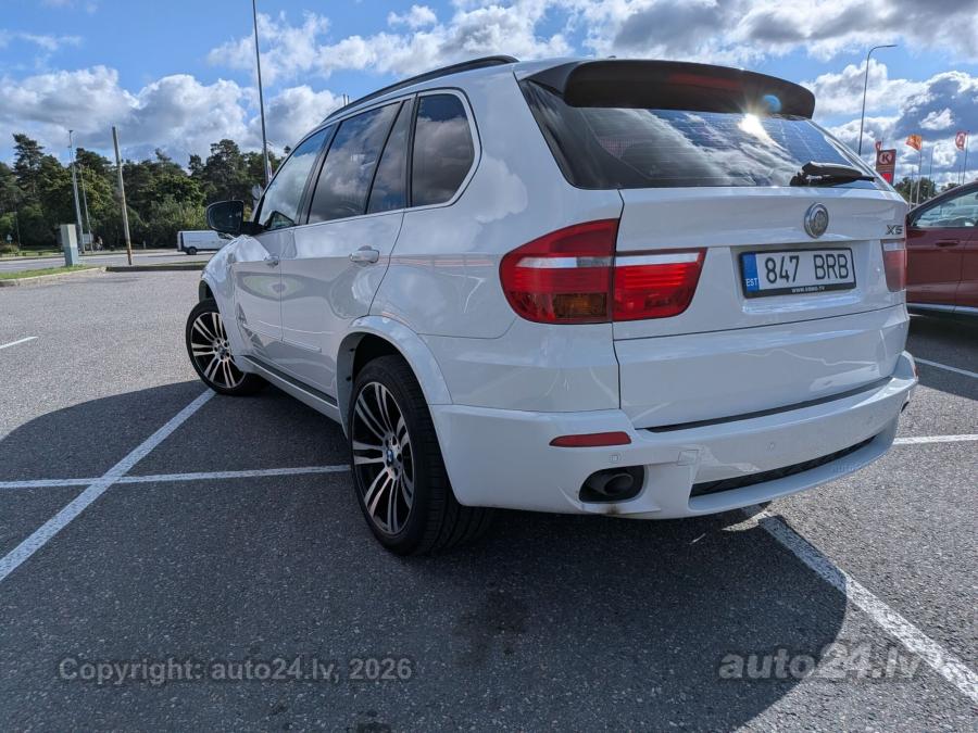 Balts BMW X5 2009 Tallina, ar dzinēja tilpumu 3.00 L un nobraukumu 281 tūkst. km par 10999 €, foto 16 vietnē AUTOMOTO.COM.LV
