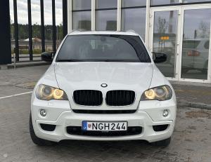 White BMW X5 2009 in Vilnius, with an engine capacity of 2.99 L and mileage of 336 thousand km for 6700 €, photo 3 on AUTOMOTO.COM.LV