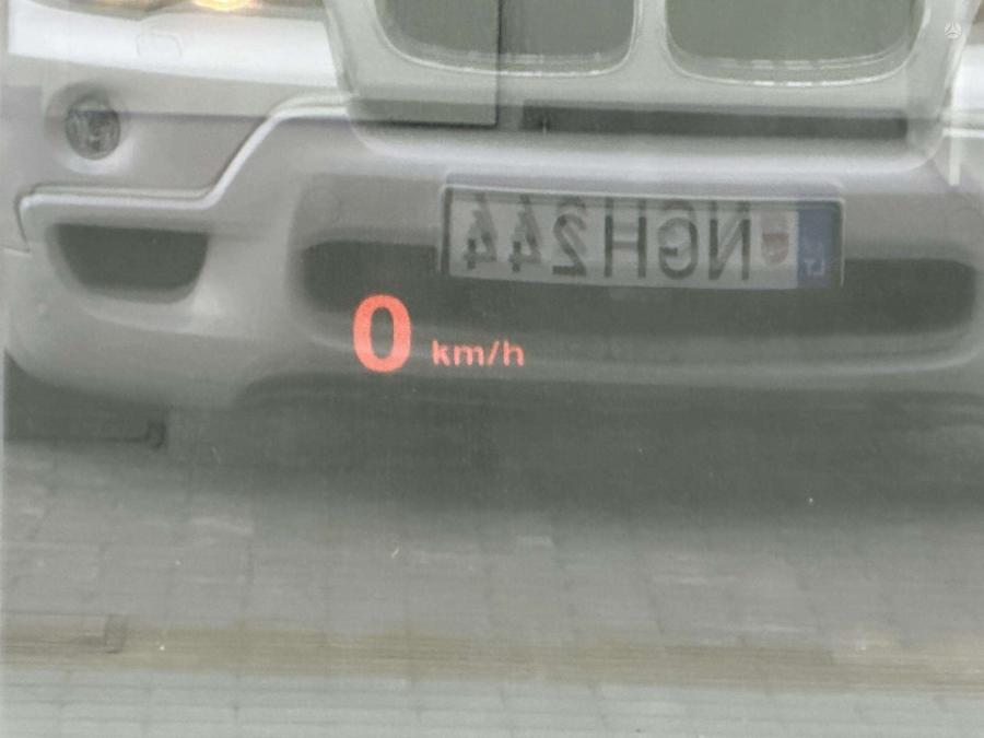 White BMW X5 2009 in Vilnius, with an engine capacity of 2.99 L and mileage of 336 thousand km for 6700 €, photo 20 on AUTOMOTO.COM.LV