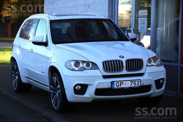 Balts BMW X5 2010 Rīga, ar dzinēja tilpumu 3.00 L un nobraukumu 411 tūkst. km par 9995 €, foto 4 vietnē AUTOMOTO.COM.LV