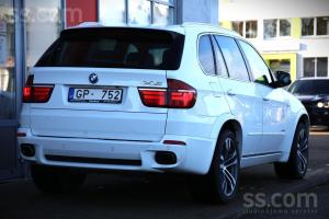 Balts BMW X5 2010 Rīga, ar dzinēja tilpumu 3.00 L un nobraukumu 411 tūkst. km par 9995 €, foto 6 vietnē AUTOMOTO.COM.LV