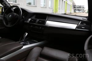 Balts BMW X5 2010 Rīga, ar dzinēja tilpumu 3.00 L un nobraukumu 411 tūkst. km par 9995 €, foto 12 vietnē AUTOMOTO.COM.LV