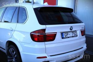 Balts BMW X5 2010 Rīga, ar dzinēja tilpumu 3.00 L un nobraukumu 411 tūkst. km par 9995 €, foto 16 vietnē AUTOMOTO.COM.LV