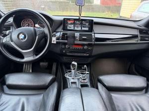 White BMW X5 2010 in Klaipeda, with an engine capacity of 2.99 L and mileage of 352 thousand km for 11800 €, photo 3 on AUTOMOTO.COM.LV