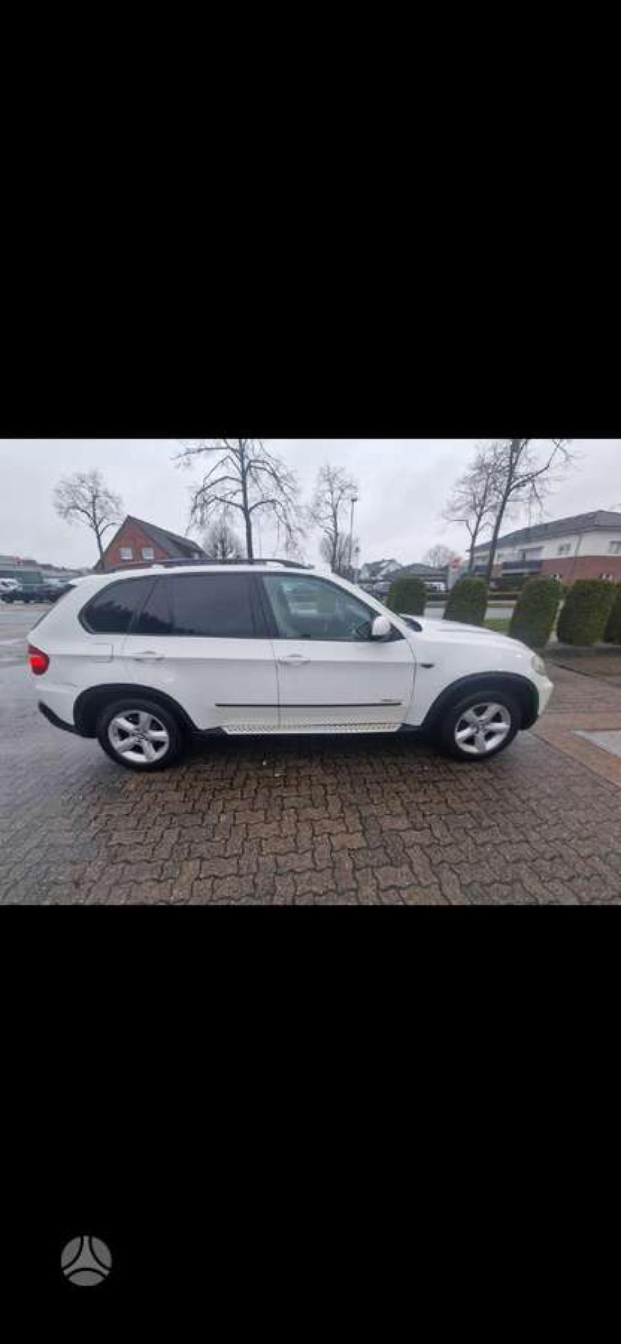 White BMW X5 2010 in Klaipeda, with an engine capacity of 2.99 L and mileage of 352 thousand km for 11800 €, photo 14 on AUTOMOTO.COM.LV
