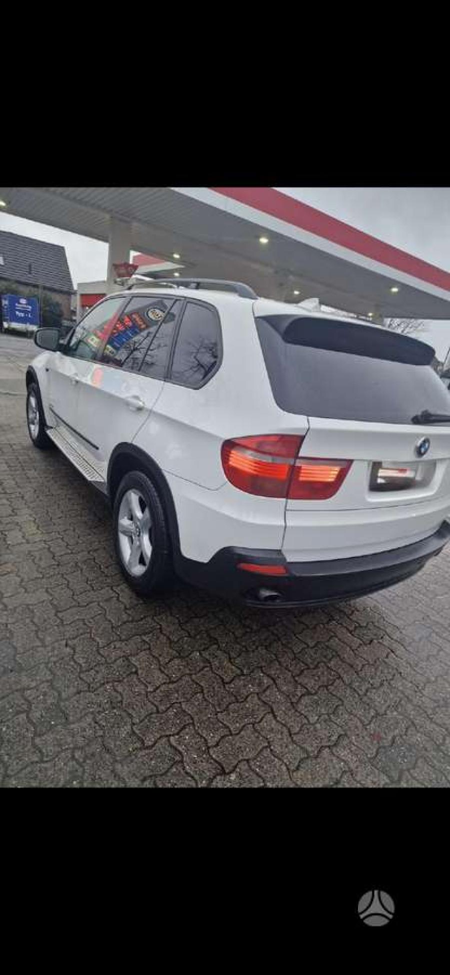 White BMW X5 2010 in Klaipeda, with an engine capacity of 2.99 L and mileage of 352 thousand km for 11800 €, photo 20 on AUTOMOTO.COM.LV