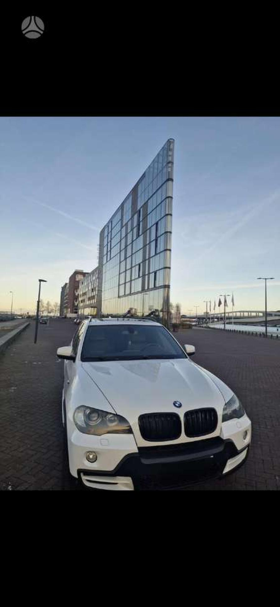 White BMW X5 2010 in Klaipeda, with an engine capacity of 2.99 L and mileage of 352 thousand km for 11800 €, photo 21 on AUTOMOTO.COM.LV
