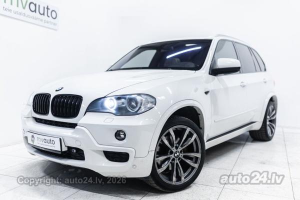 White BMW X5 2010 in Tallinn, with an engine capacity of 3.00 L and mileage of 319 thousand km for 10990 €, photo 3 on AUTOMOTO.COM.LV