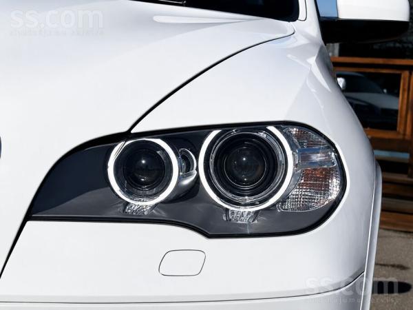 Balts BMW X5 2010 Rīga, ar dzinēja tilpumu 3.00 L un nobraukumu 280 tūkst. km par 12900 €, foto 6 vietnē AUTOMOTO.COM.LV