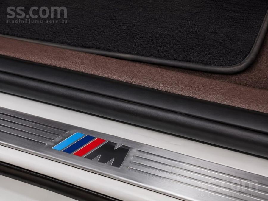 Balts BMW X5 2010 Rīga, ar dzinēja tilpumu 3.00 L un nobraukumu 280 tūkst. km par 12900 €, foto 16 vietnē AUTOMOTO.COM.LV