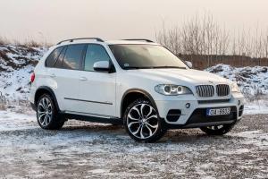 White BMW X5 2010 in Riga, with an engine capacity of 3.00 L and mileage of 260 thousand km for 11995 €, photo  on AUTOMOTO.COM.LV