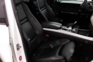 White BMW X5 2010 in Riga, with an engine capacity of 3.00 L and mileage of 260 thousand km for 11995 €, photo 22 on AUTOMOTO.COM.LV