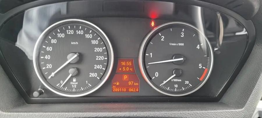 Balts BMW X5 2010 Rīga, ar dzinēja tilpumu 3.00 L un nobraukumu 289 tūkst. km par 13500 €, foto 15 vietnē AUTOMOTO.COM.LV