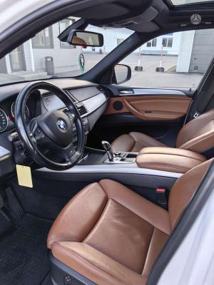 White BMW X5 2010 in Kaunas, with an engine capacity of 3.00 L and mileage of 354 thousand km for 7800 €, photo 12 on AUTOMOTO.COM.LV