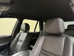 Balts BMW X5 2010 Marijampole, ar dzinēja tilpumu 2.99 L un nobraukumu 240 tūkst. km par 10800 €, foto 4 vietnē AUTOMOTO.COM.LV