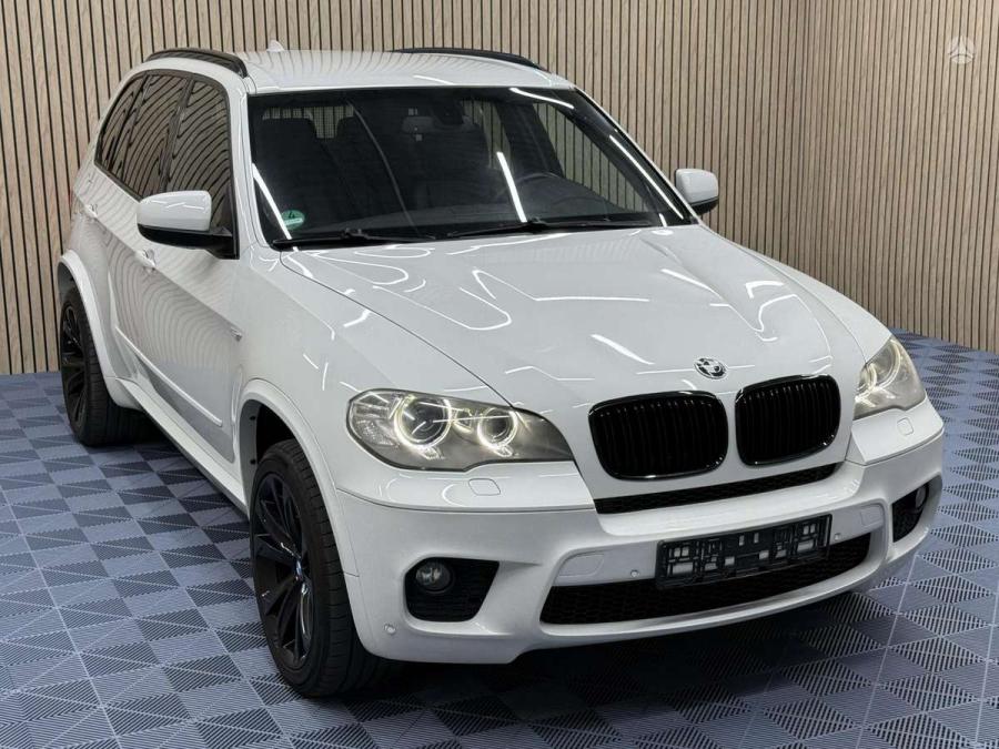 Balts BMW X5 2010 Marijampole, ar dzinēja tilpumu 2.99 L un nobraukumu 240 tūkst. km par 10800 €, foto 10 vietnē AUTOMOTO.COM.LV