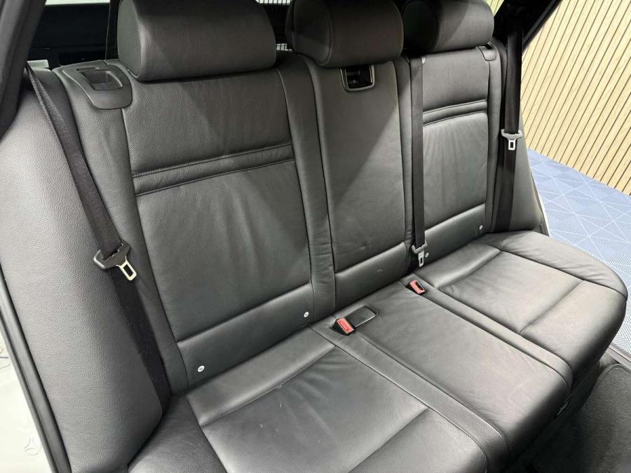 Balts BMW X5 2010 Marijampole, ar dzinēja tilpumu 2.99 L un nobraukumu 240 tūkst. km par 10800 €, foto 16 vietnē AUTOMOTO.COM.LV