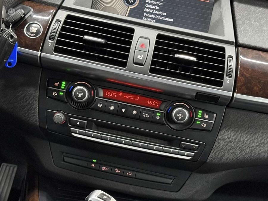 Balts BMW X5 2010 Marijampole, ar dzinēja tilpumu 2.99 L un nobraukumu 240 tūkst. km par 10800 €, foto 28 vietnē AUTOMOTO.COM.LV